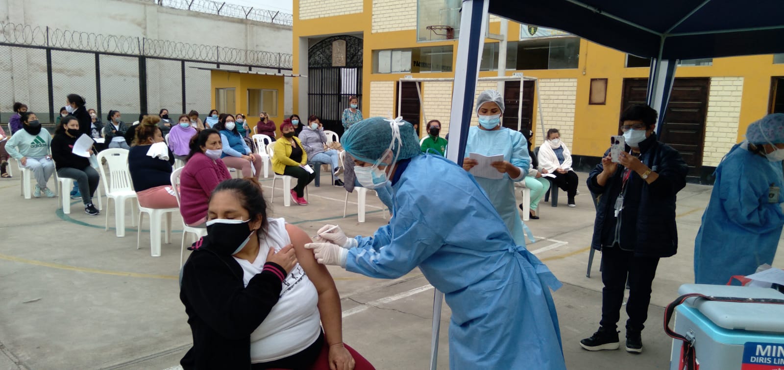 Internos E Internas De Los Penales De Lima Metropolitana Reciben Vacuna