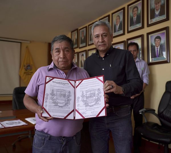 Entrega de credenciales a los alcaldes y regidores electos de los ... Entrega de credenciales a los alcaldes y regidores electos de los ...